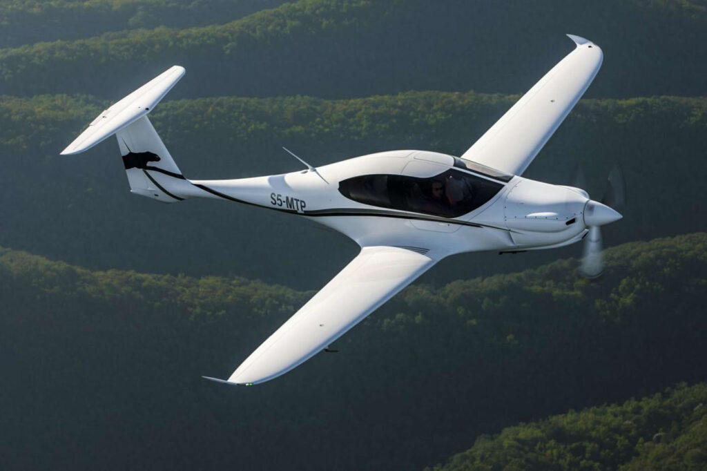 About Us - Elemental Aviation